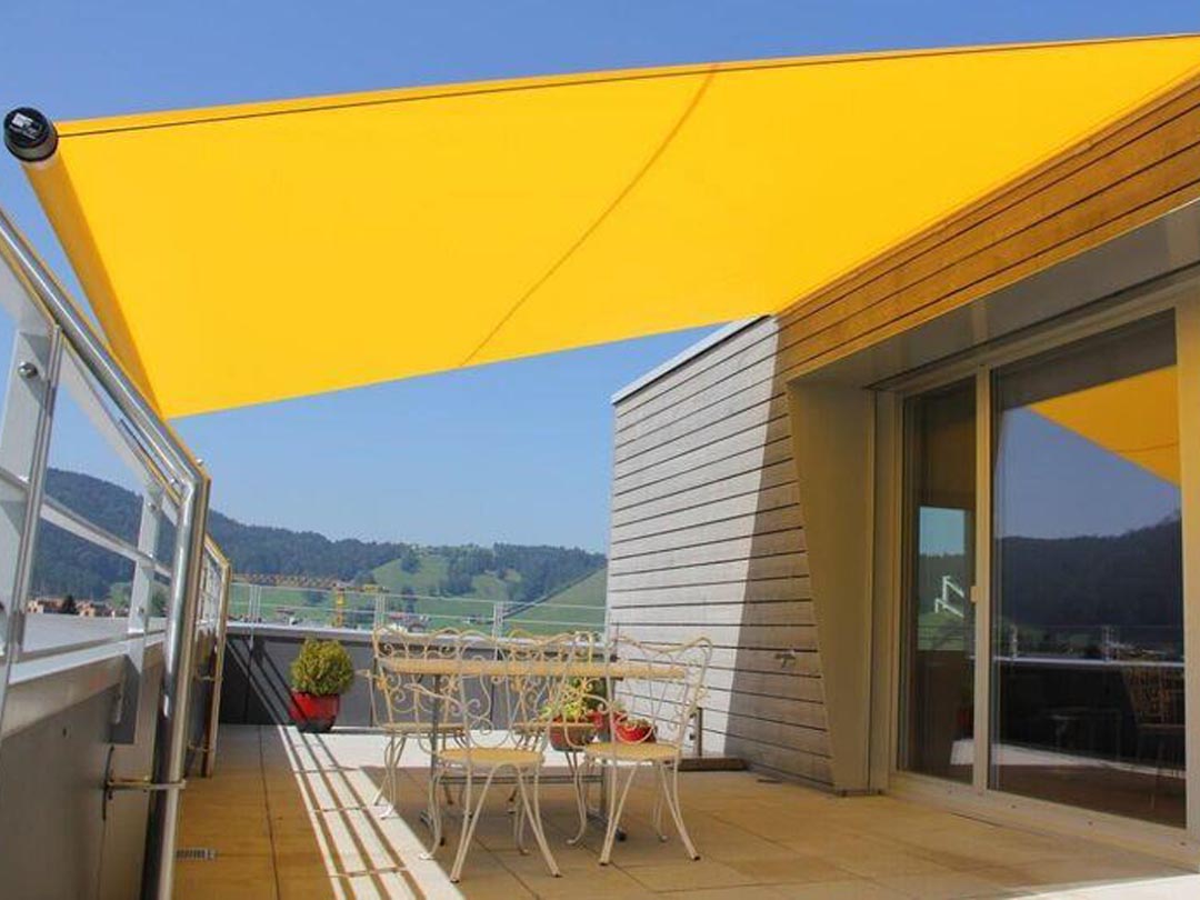 Toile d'ombrage enroulable Shadeone | Proxylon Ombrage - voiles d'ombrage